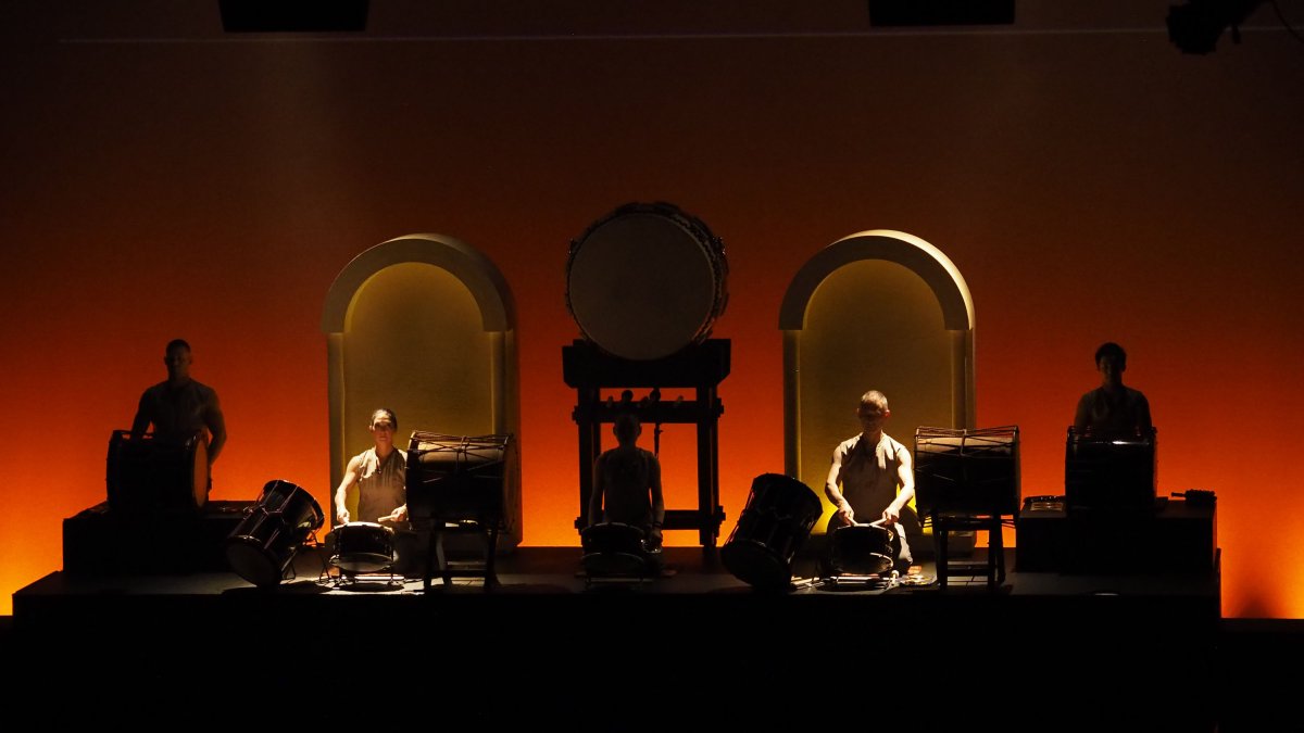 THEATRE - Roderick van Gelder - Lighting Design